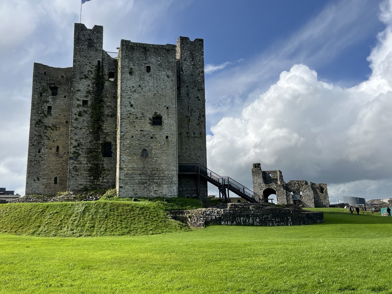 Exploring Ireland's Castles - Live Well, Travel Often